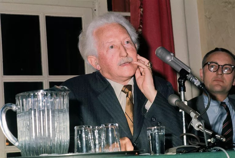 Biography of Erik Erikson